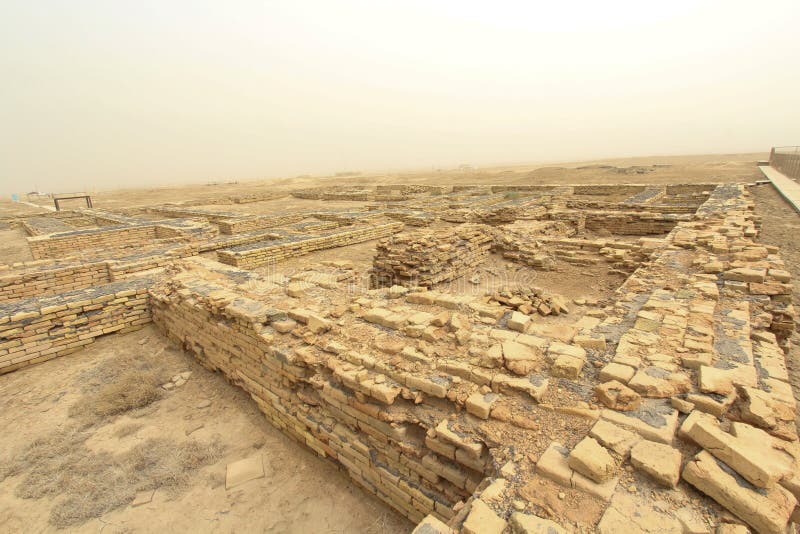 La ville antique d'Ur photo stock. Image du monument - 52703918
