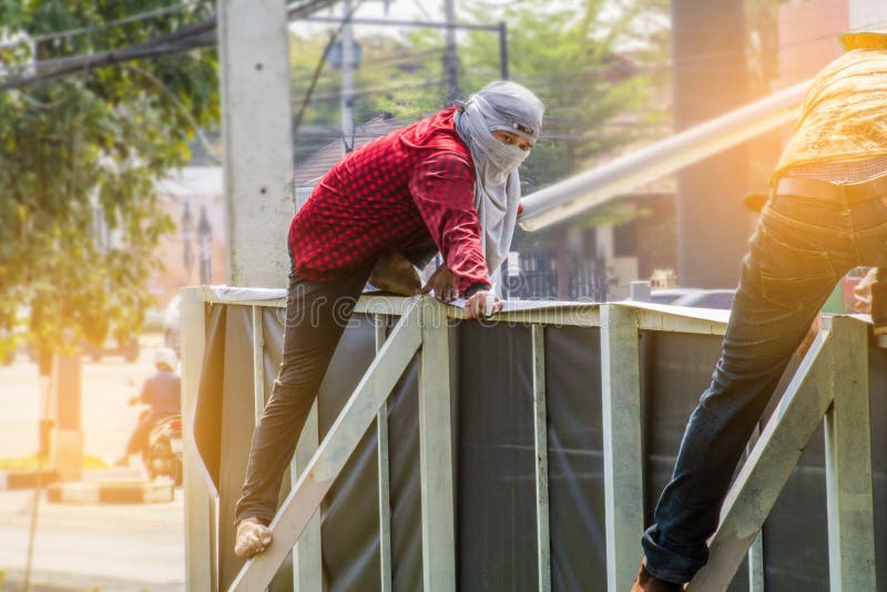 Label Technician Working Install Daytime Editorial Photography - Image ...