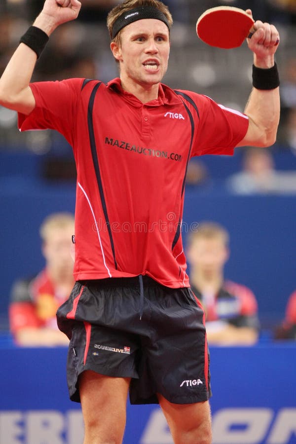 Laberinto de Michael (DAN) foto editorial. Imagen de bola - 10962041