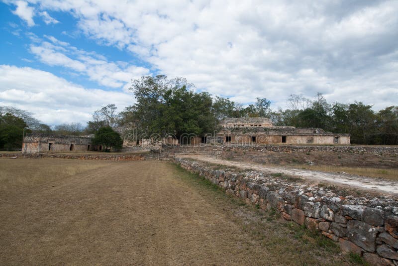 Labna mayan ruins stock image. Image of vaulted, pyramid - 89928483