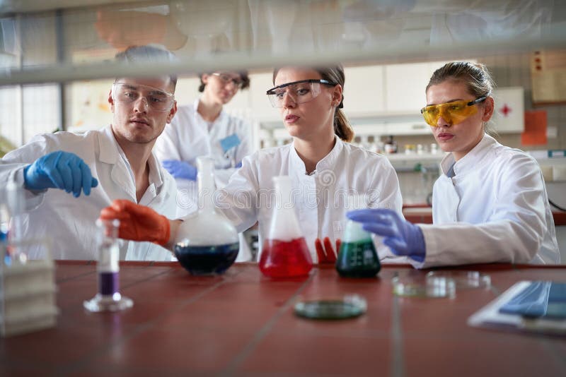 Laborant Technicians Photos - Free & Royalty-Free Stock Photos from ...