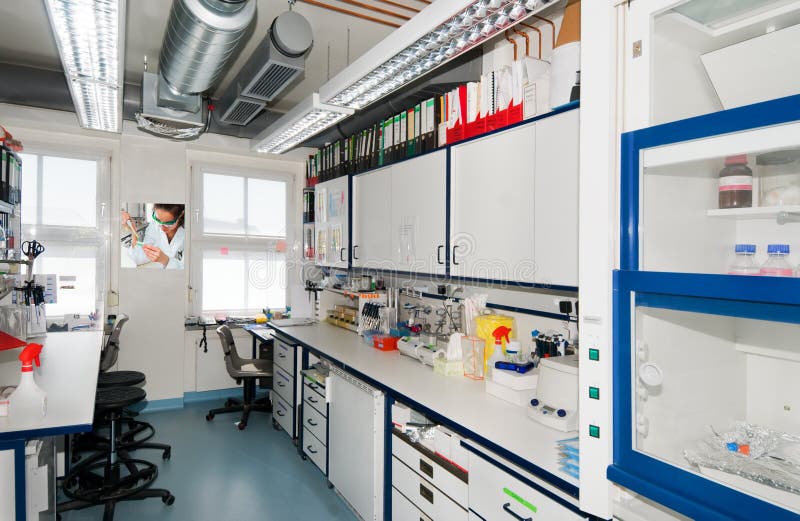Laboratório moderno imagem de stock. Imagem de molecular - 22291157