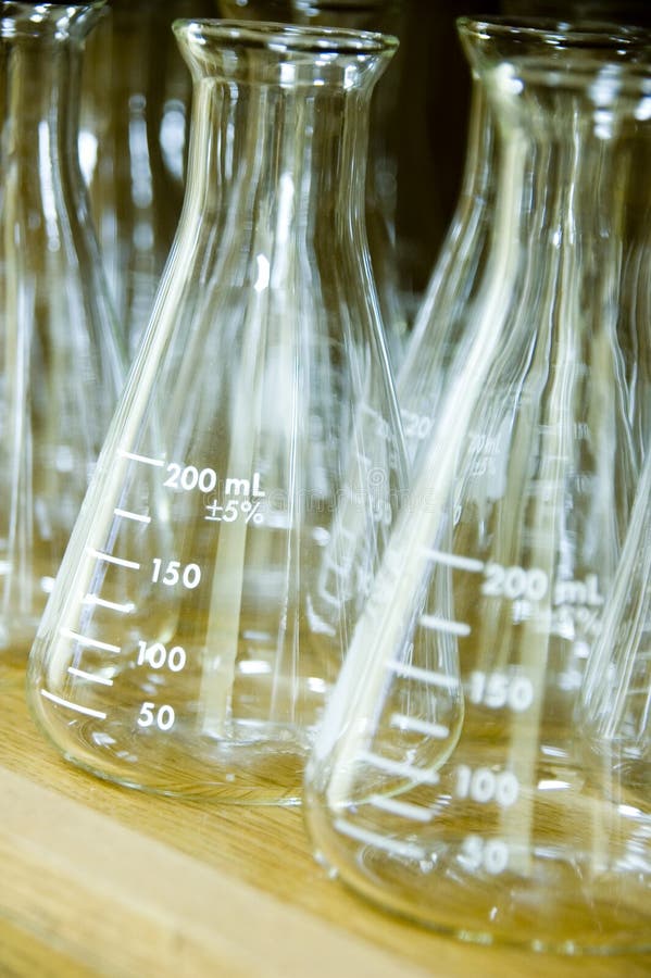 100+ Laboratory beakers chemistry Free Stock Photos - StockFreeImages