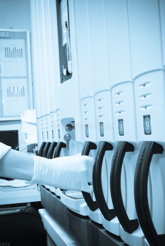 Laboratory hemo colture stock image. Image of biotechnology - 27398299