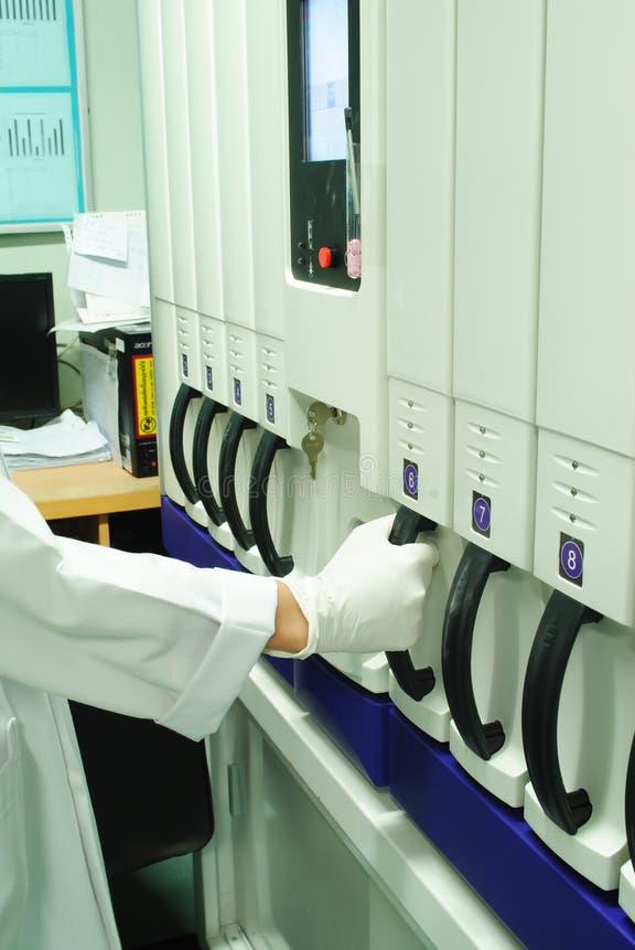 Laboratory hemo colture stock photo. Image of medicine - 27398322