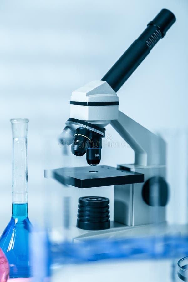 109 Laboratory Microscope Lens Modern Microscopes Lab Stock Photos ...