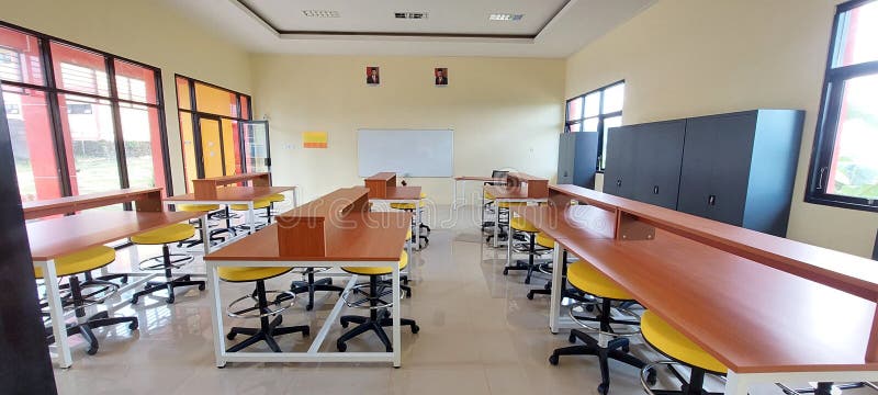 Laboratory Model Modern in School Stock Image - Image of school ...