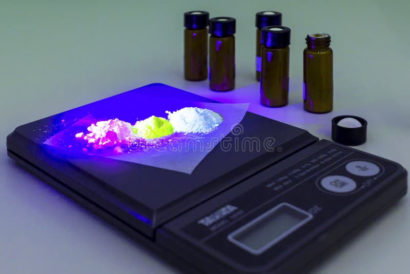 The Laboratory Scale of Black Color on Table with Organic Material on ...