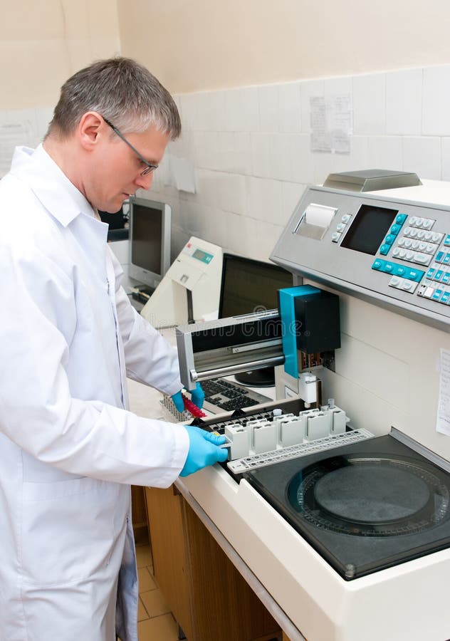 Laboratory scientist stock photo. Image of thirties, specialised - 14015978