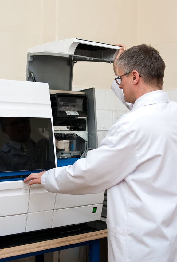 Laboratory worker stock image. Image of equipment, inspection - 14015939