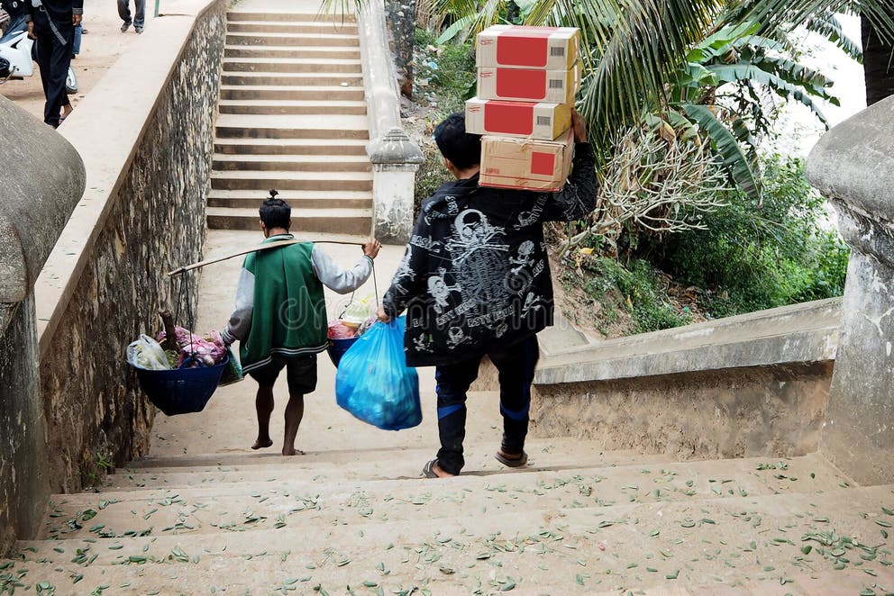 Labour Carry Many and Heavy Stuff Editorial Photo - Image of stuff ...
