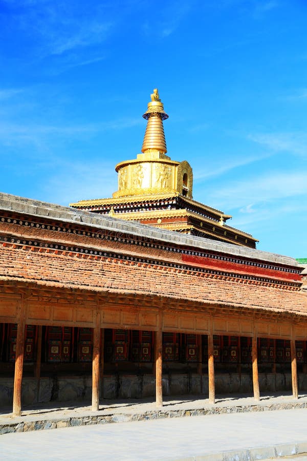 Labrang Lamasery Di Buddismo Tibetano in Cina Immagine Stock - Immagine ...