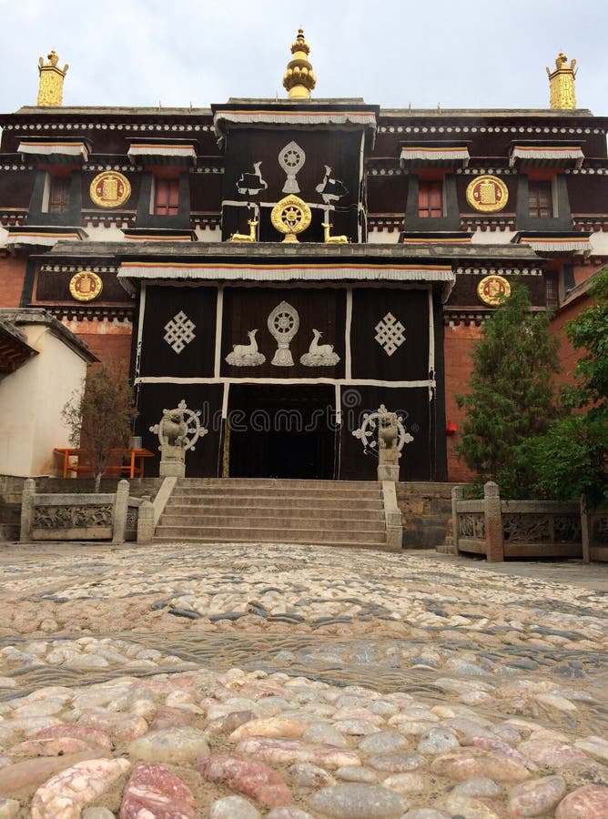 Labrang lamasery editorial stock image. Image of lamasery - 42854189