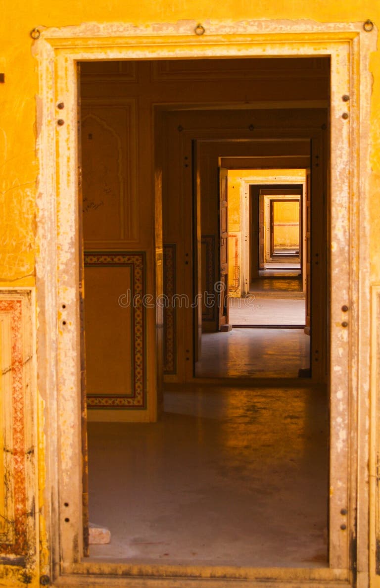615 Labyrinth Door Stock Photos - Free & Royalty-Free Stock Photos from ...