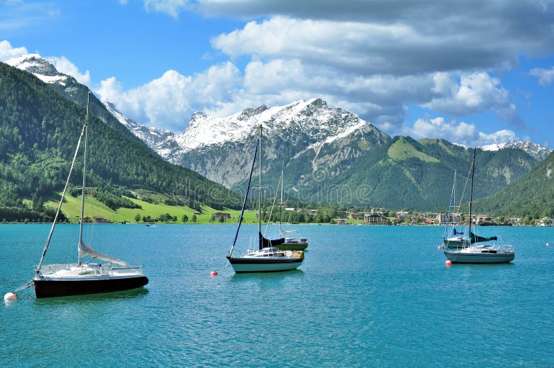 Lac Achensee Et Le Gaisalm, Entre Pertisau Et Achenkirch, Le Tyrol ...