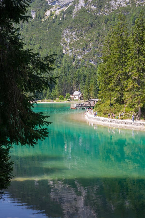 Lac Braies en Italie image stock. Image du italie, braies - 65667583