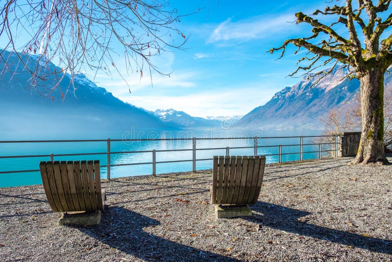 Lac Brienz, Suisse photo stock. Image du switzerland - 65449188