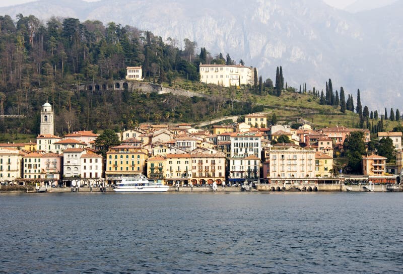 Bellagio Italie, lac Como image stock. Image du couleurs - 6427977