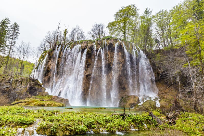 Lac Et Parc National De Cascade-Plitvice, Croatie Image stock - Image ...