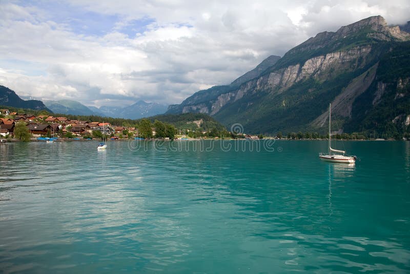 Lac Suisse De Canton De Brienz De Berne Image stock - Image du ...