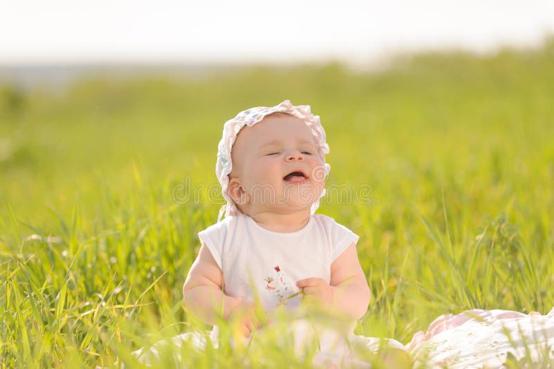 Lachendes Kind stockbild. Bild von mutter, kind, liebe - 36342617