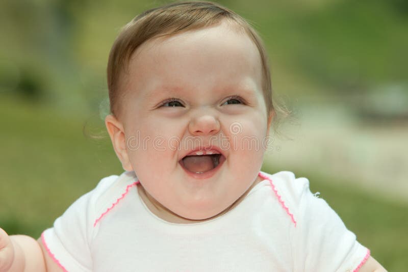 Lachendes Kind stockbild. Bild von schön, sonnig, leute - 21878993