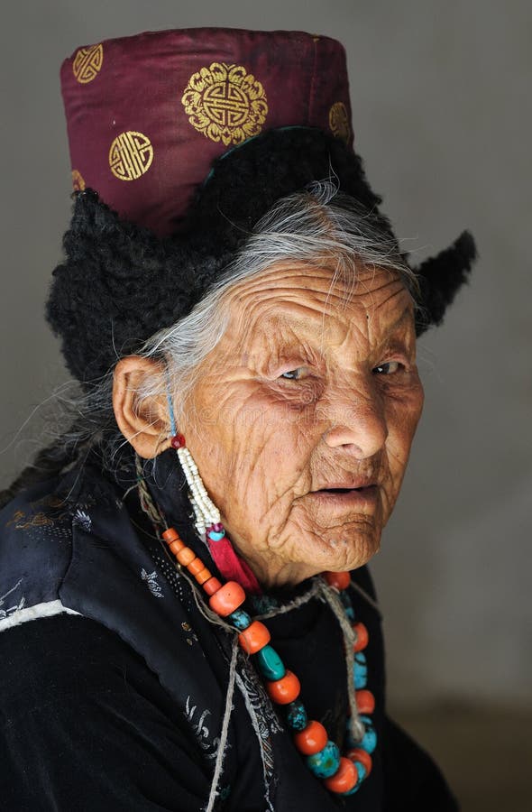 Ladakhi woman portrait editorial stock photo. Image of india - 29420758