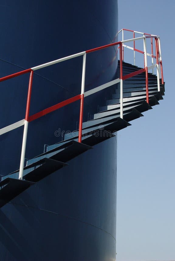 Ladder on oil storage tank stock photo. Image of crude - 8308874