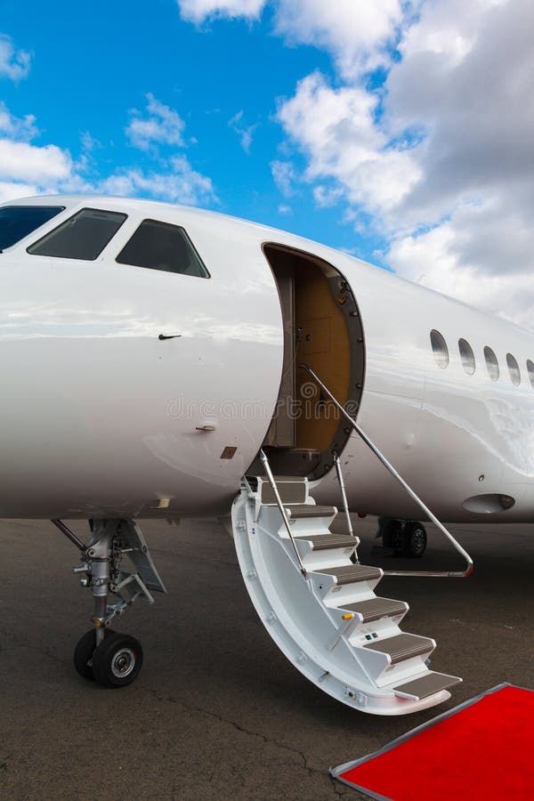 A Front on View of a Private Jet Stock Image - Image of horizontal ...
