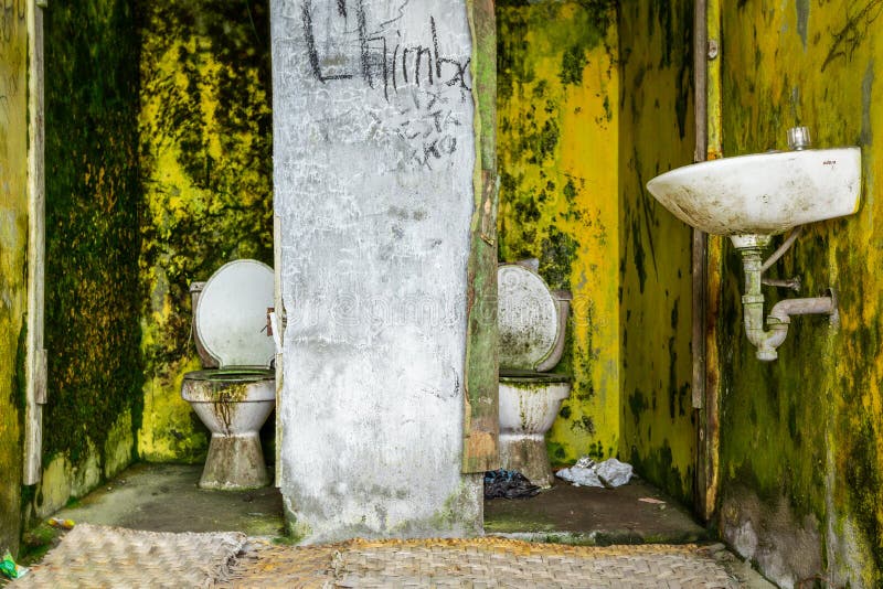 Gentleman Restroom or Toilet and Arrow Sign Stock Photo - Image of ...