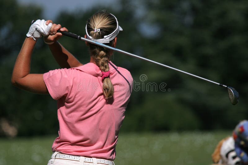 Woman Playing a Game of Golf Stock Image - Image of club, full: 7230785