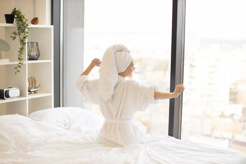 646 Robe Pulling Stock Photos - Free & Royalty-Free Stock Photos from ...