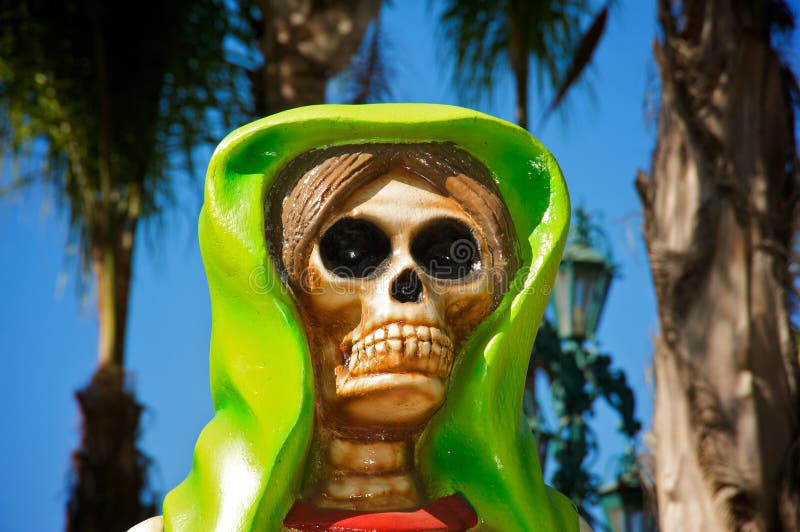 Lady Skeleton for Halloween Stock Photo - Image of skeleton, bones ...