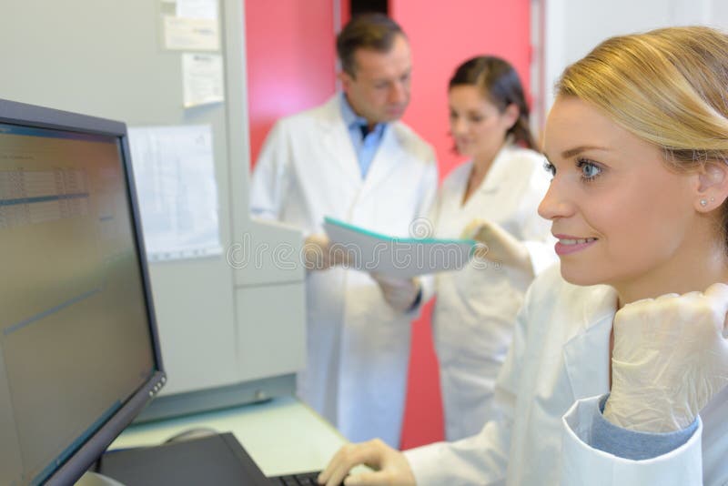 Lady Smiling while Using Computer Stock Photo - Image of internet ...