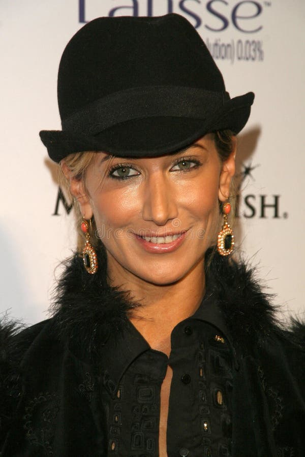 Lady Victoria Hervey editorial image. Image of britannia - 32456925