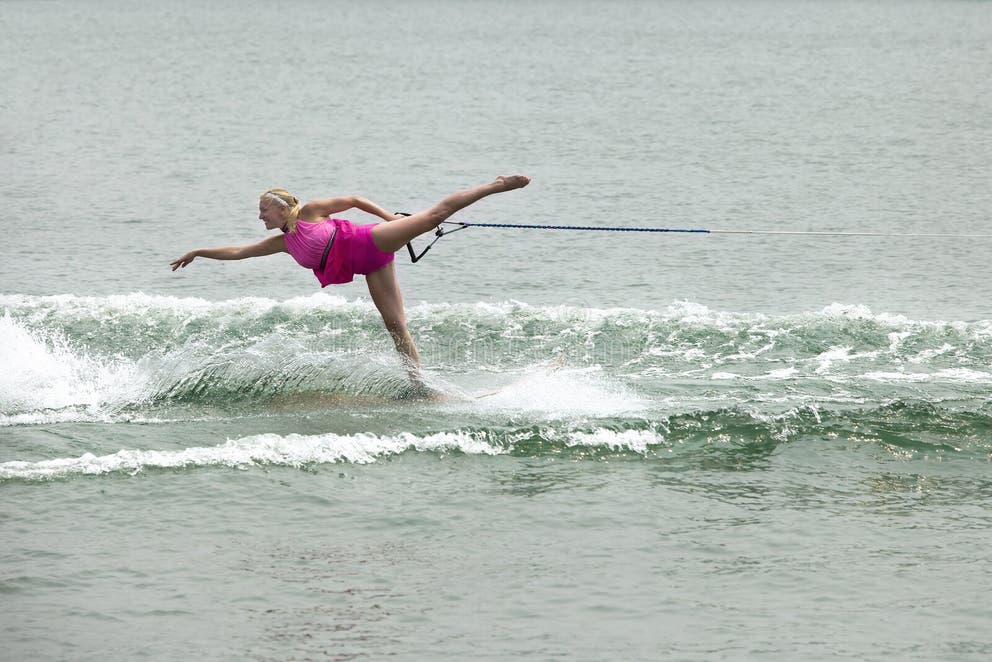 Lady water ballet editorial stock image. Image of ballet - 26990789