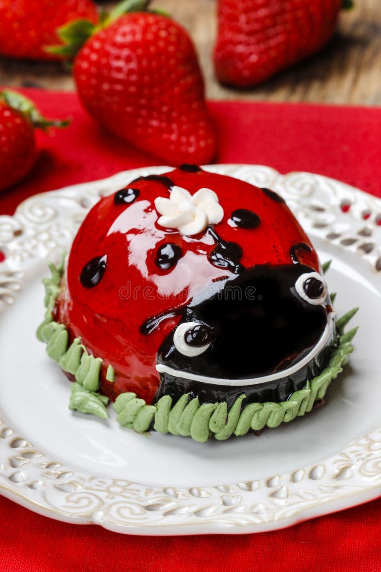 151 Ladybug Birthday Cake Stock Photos - Free & Royalty-Free Stock ...