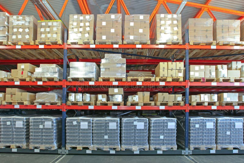 Fach-System-Bau stockfoto. Bild von industrie, spalten - 58119840