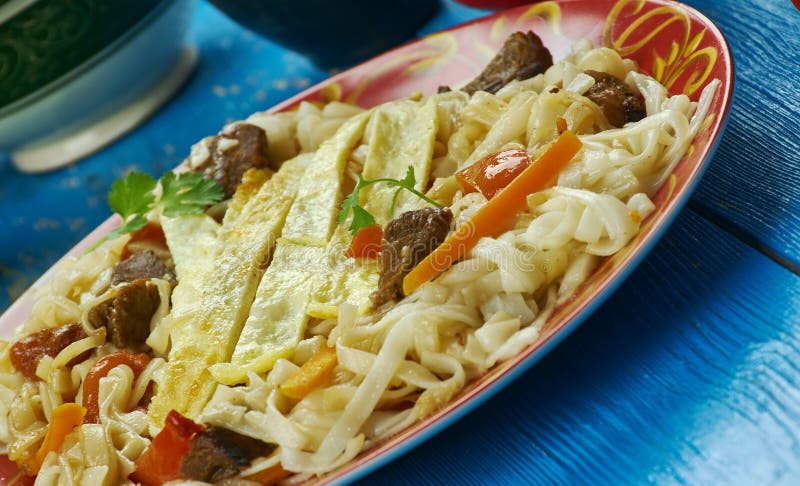 Lagmon De Qovurma Do Uzbeque Imagem de Stock - Imagem de vegetais, alto ...