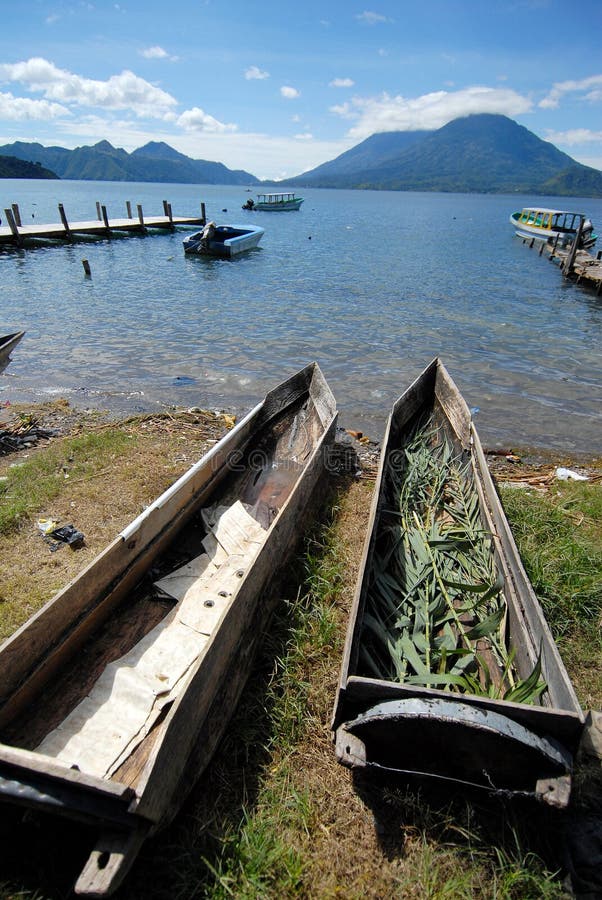 Lago Atitlan imagem de stock. Imagem de principal, navio - 7610031