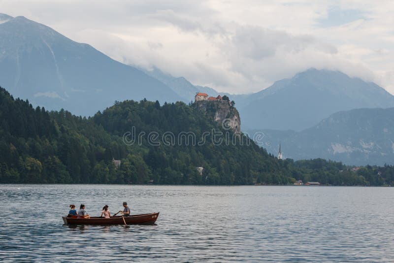 Lago blade fotografia editoriale. Immagine di cristiano - 77812721