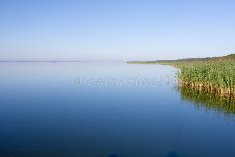 Lago calmo fotografia stock. Immagine di speranza, alba - 6183006