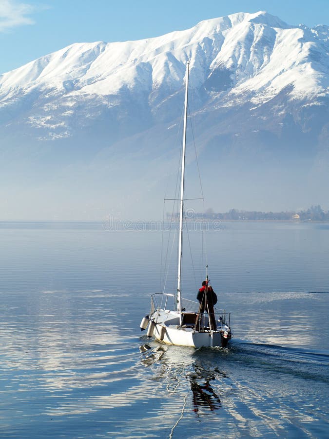 Lago Como - Italy imagem de stock. Imagem de frio, nave - 4103599