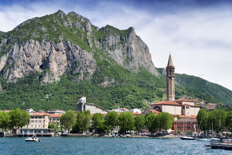 Lago Como, Lecco, Italia fotografia stock. Immagine di italiano - 32066114