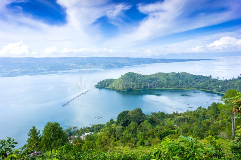Isla Samosir, Lago Toba. Sumatra Imagen de archivo - Imagen de ...