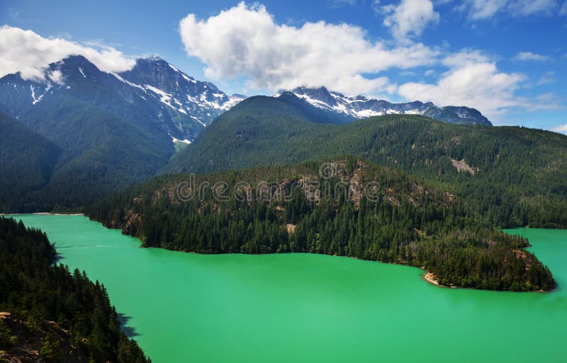 Parque Nacional Washington De Las Cascadas Del Norte Del Lago Diablo ...