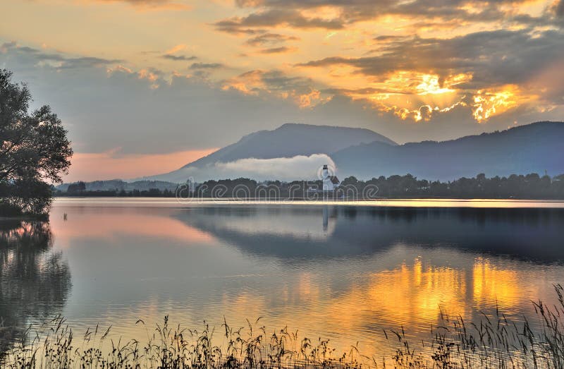 Lago Forggensee, Allgaeu, Baviera, Alemanha Imagem de Stock - Imagem de ...