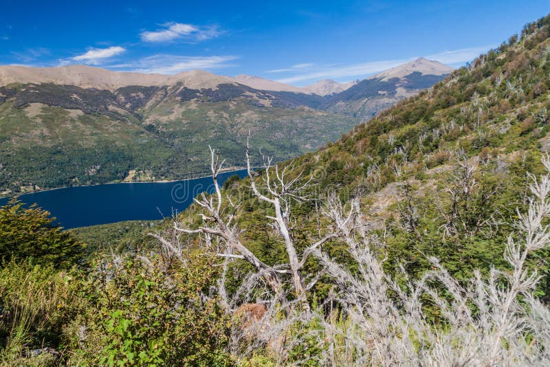 Lago Gutierrez Cerca De Bariloche Imagen de archivo - Imagen de ...