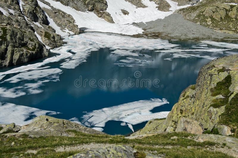 En Chamonix, Montan@as Francesas, Francia Foto de archivo - Imagen de ...
