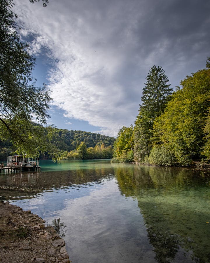Lago Plitvice foto de archivo. Imagen de calma, famoso - 160637414